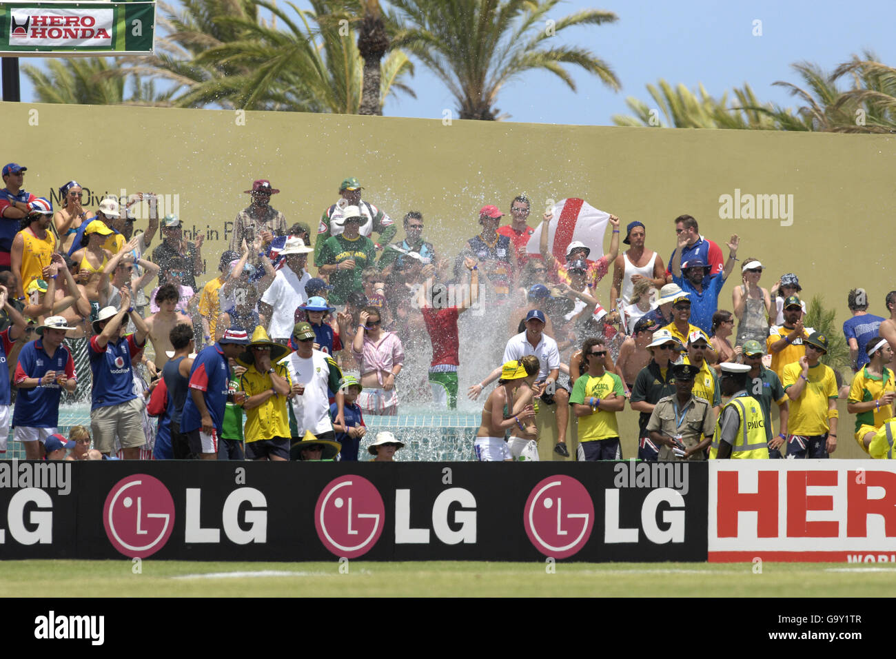 Super eight cricket england hi-res stock photography and images - Alamy