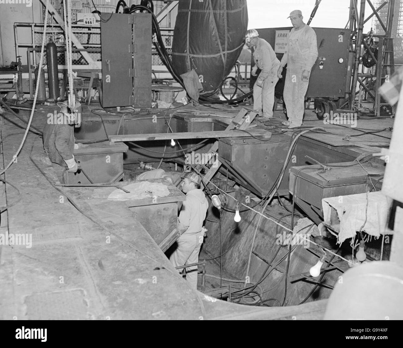 Close up u s military Black and White Stock Photos & Images - Alamy