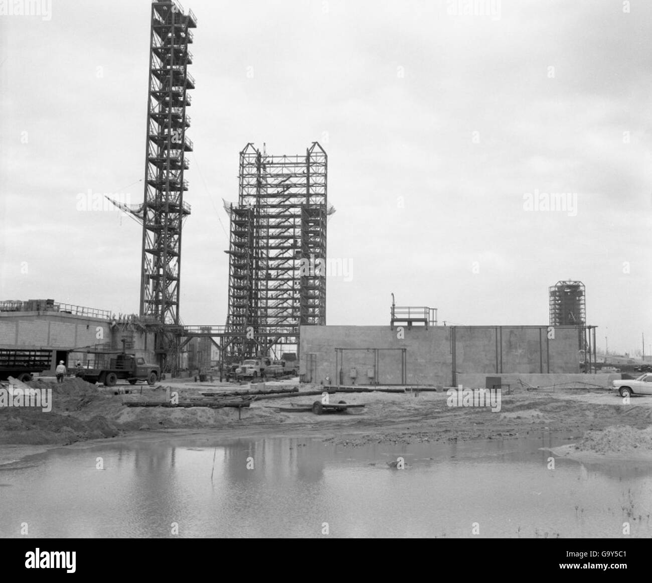 Minute stand Black and White Stock Photos & Images - Alamy