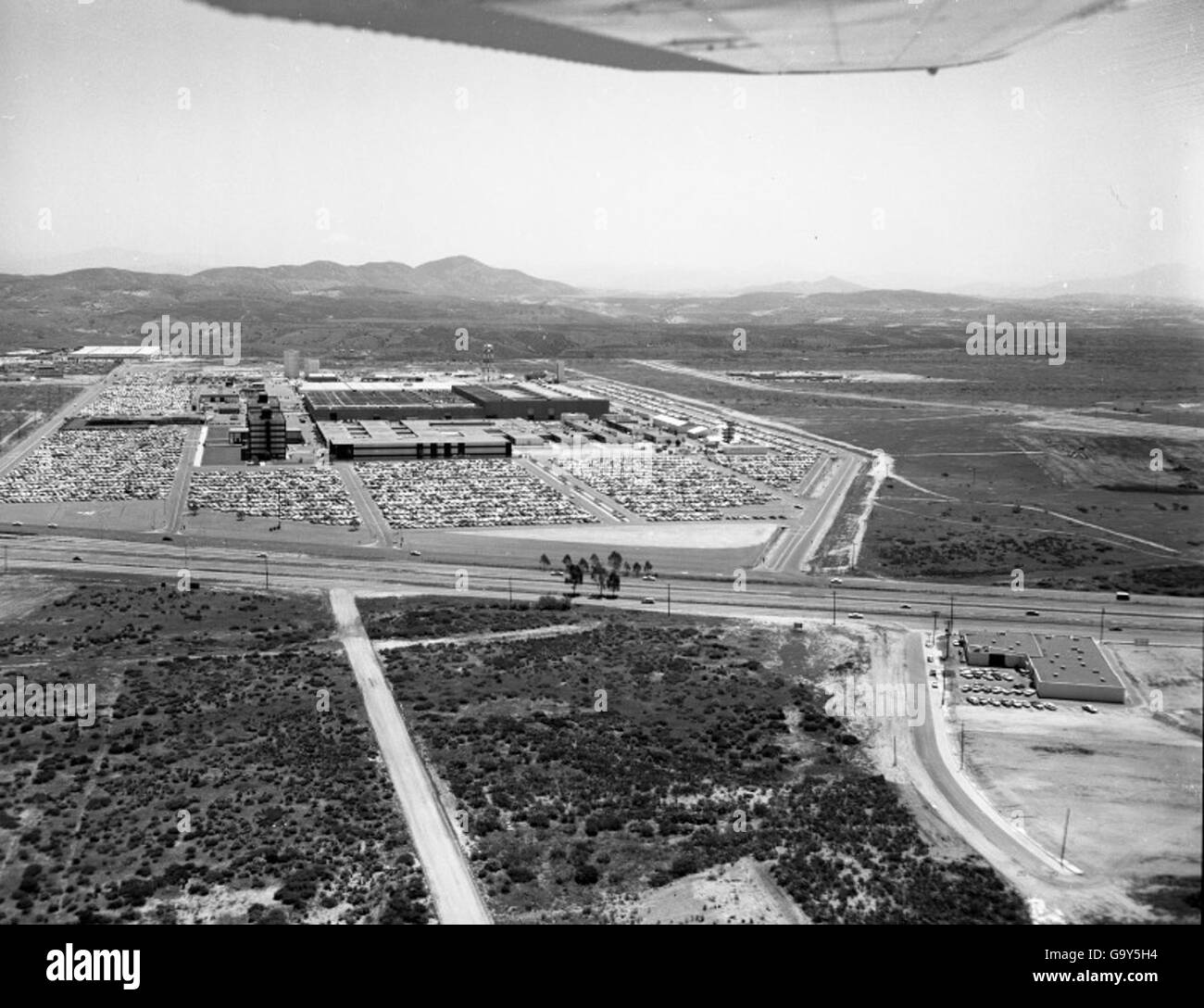 This image from the Atlas Negative Collection depicts a significant ...