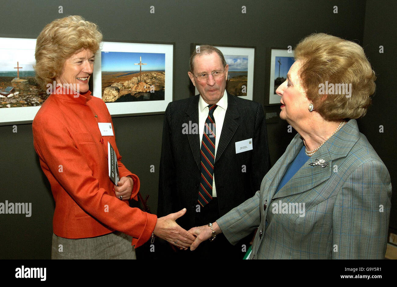 Major general julian thompson hi-res stock photography and images - Alamy