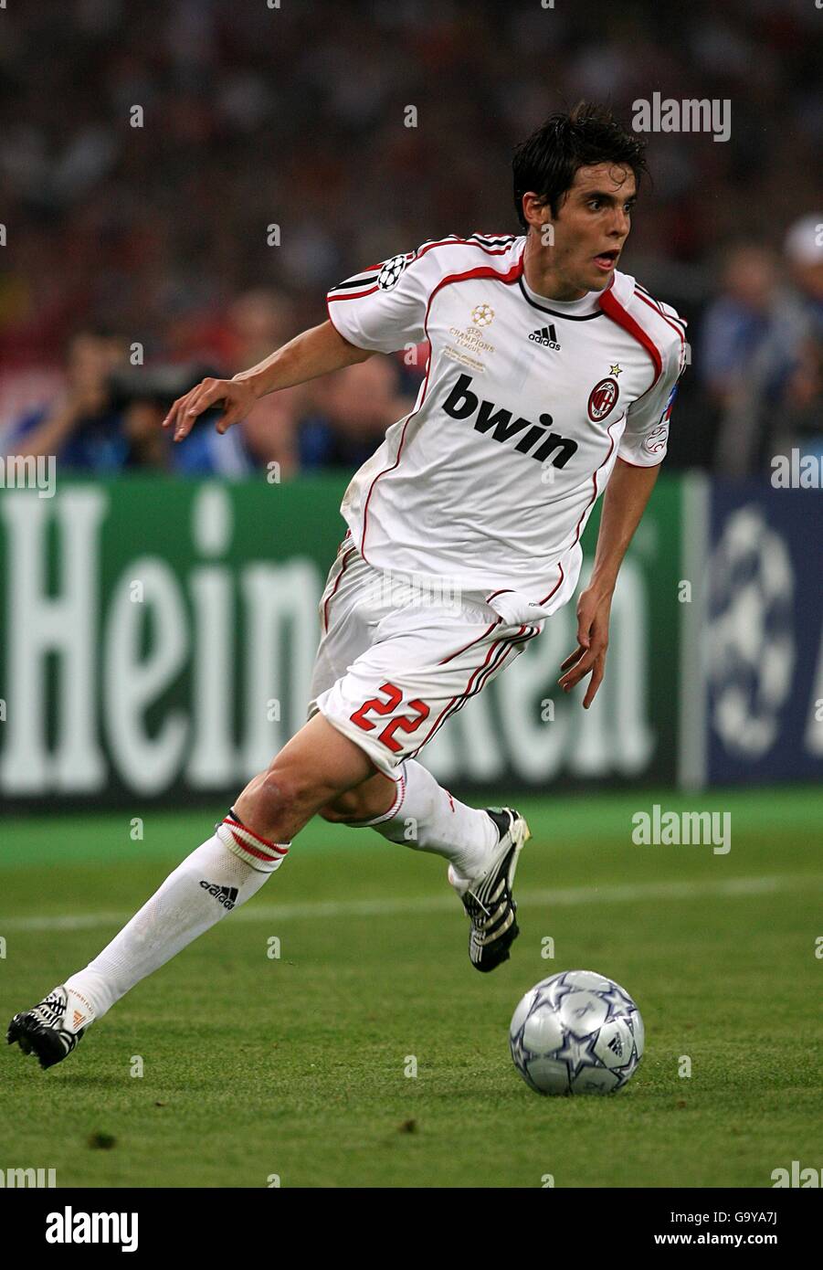 Ac milan liverpool kaka hi-res stock photography and images - Alamy