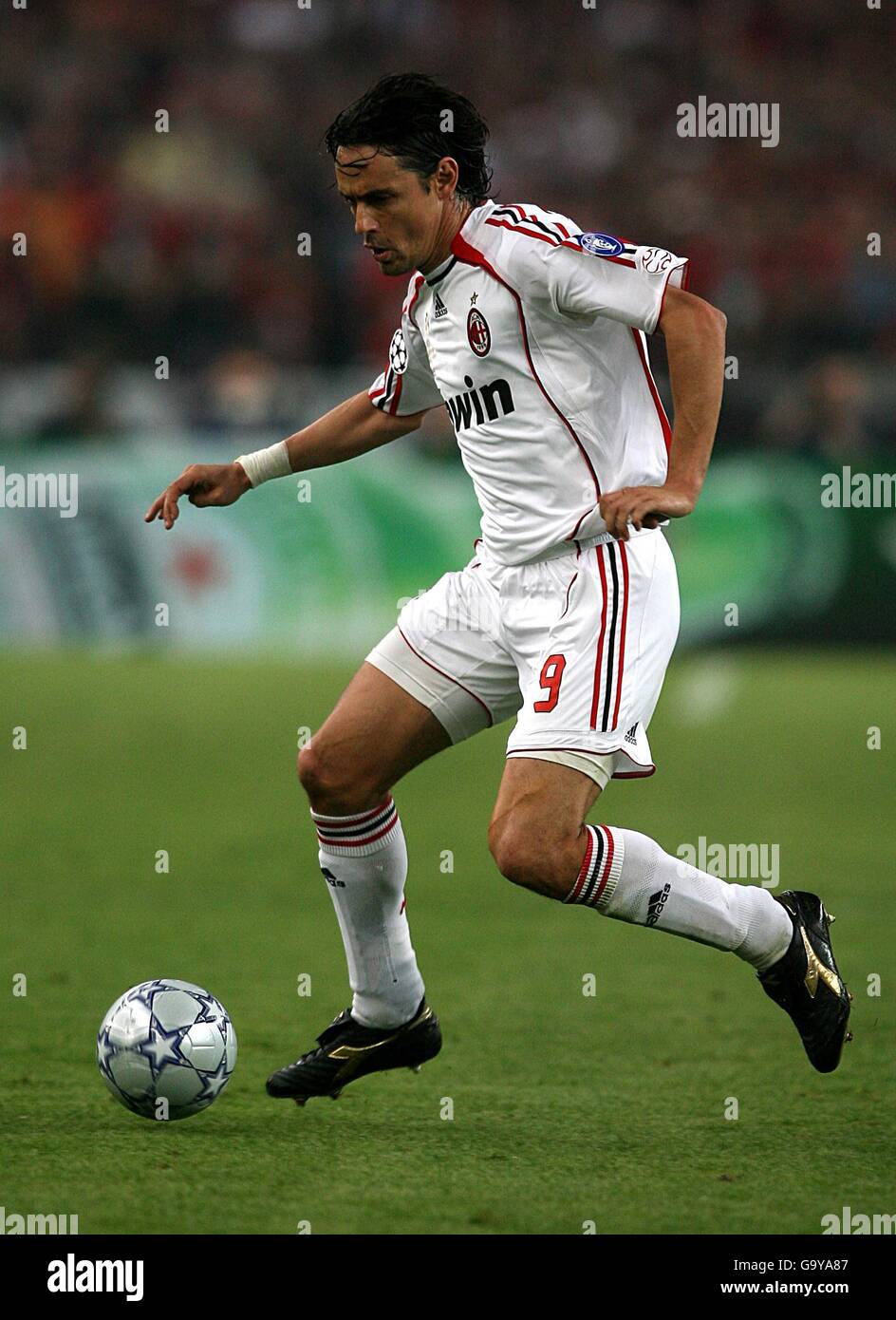 Filippo inzaghi milan liverpool hi-res stock photography and images - Alamy