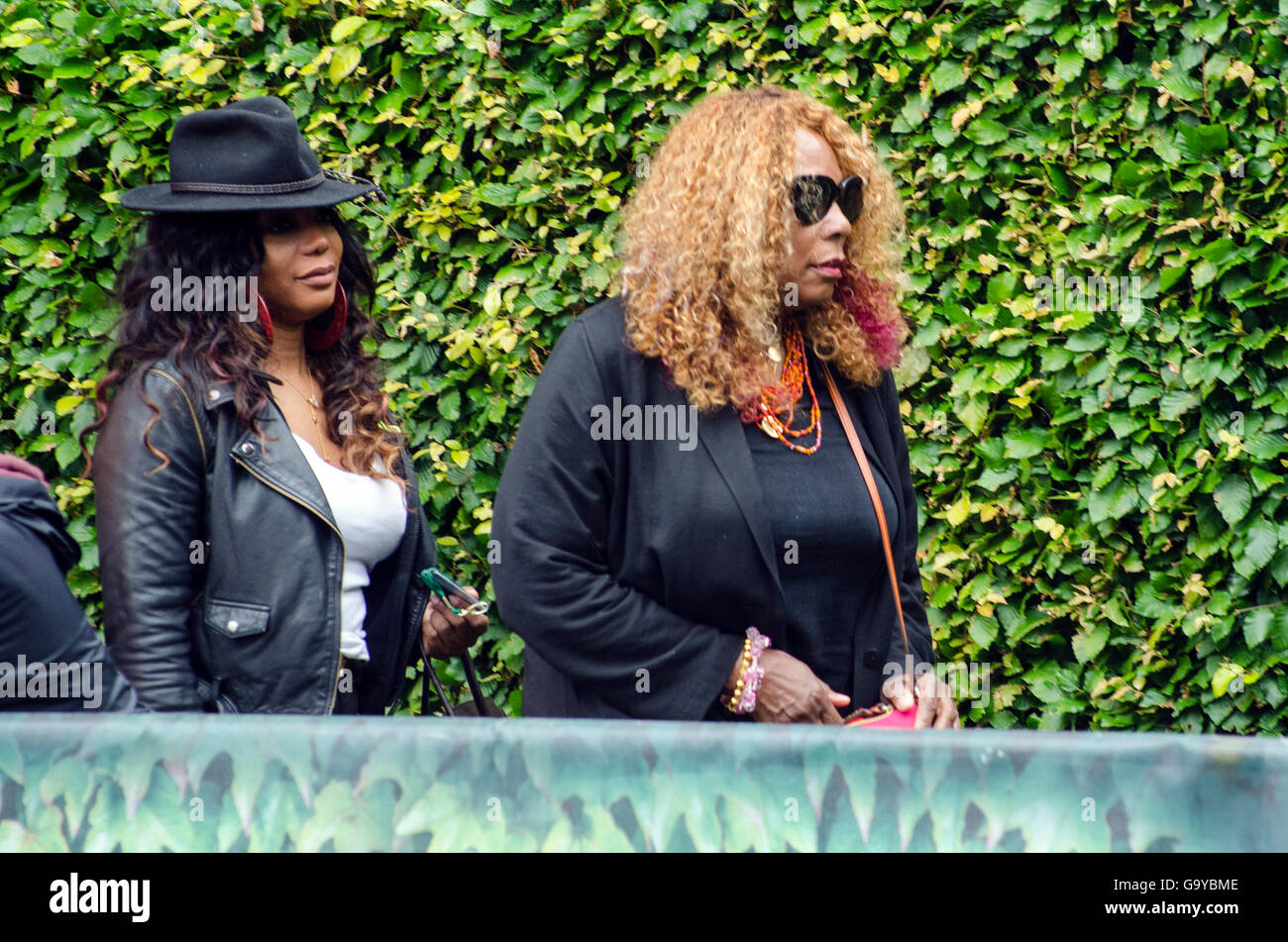 Oracene price and serena williams hi-res stock photography and images ...