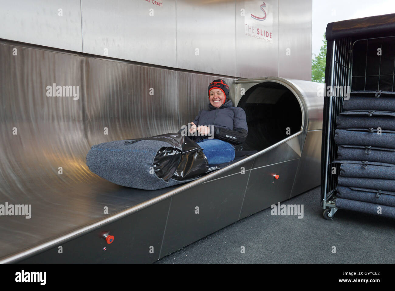 Arcelormittal orbit slide hi-res stock photography and images - Alamy