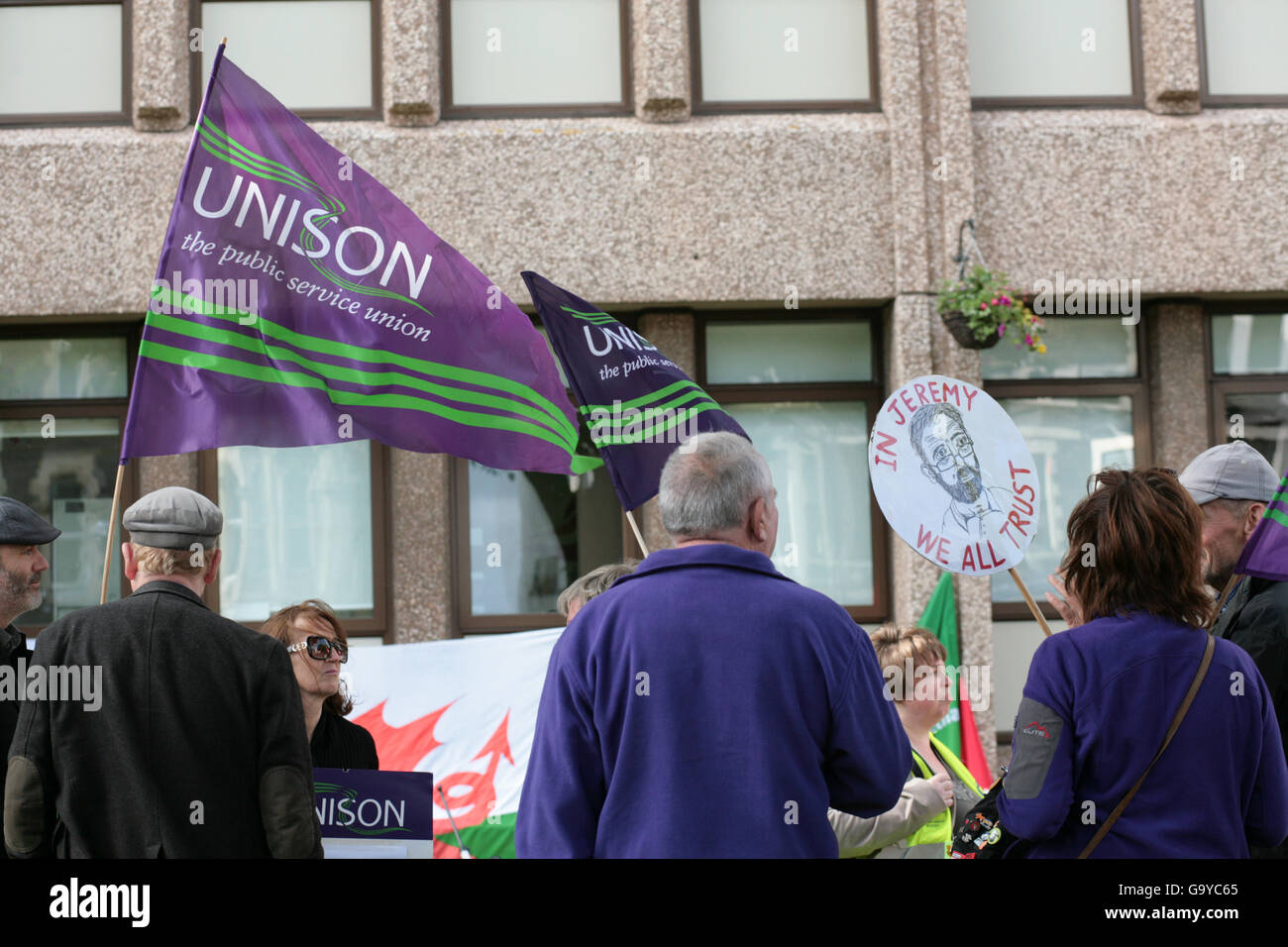 New momentum hi-res stock photography and images - Alamy