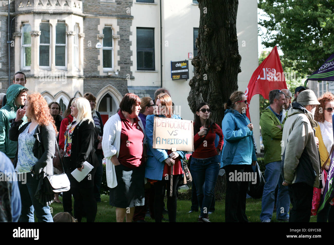 Cardiff, UK. 1st July, 2016. Cardiff rally defending the Labour Leader ...