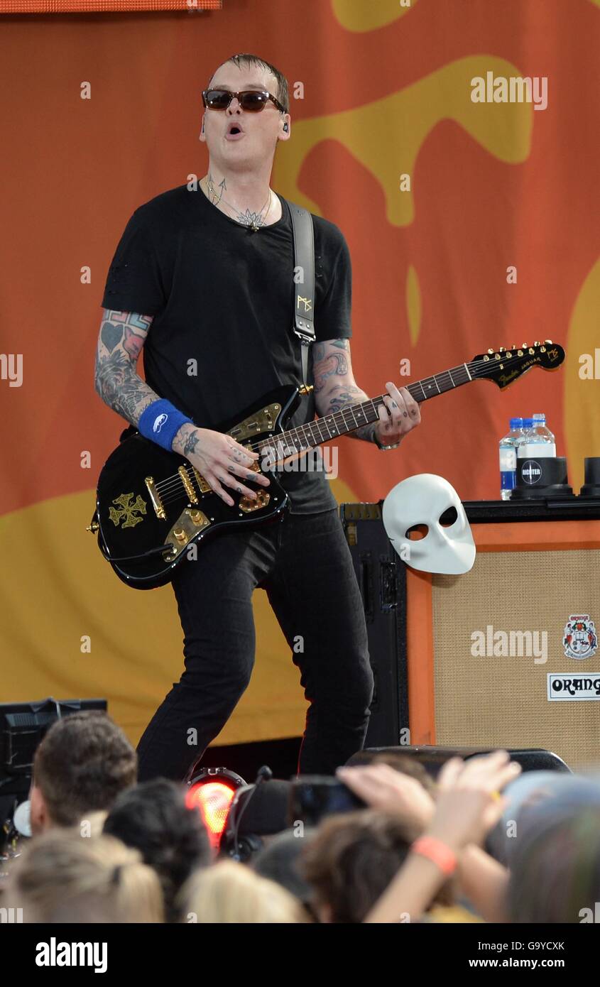 New York, NY, USA. 1st July, 2016. Matt Skiba, Blink 182 on stage for ...