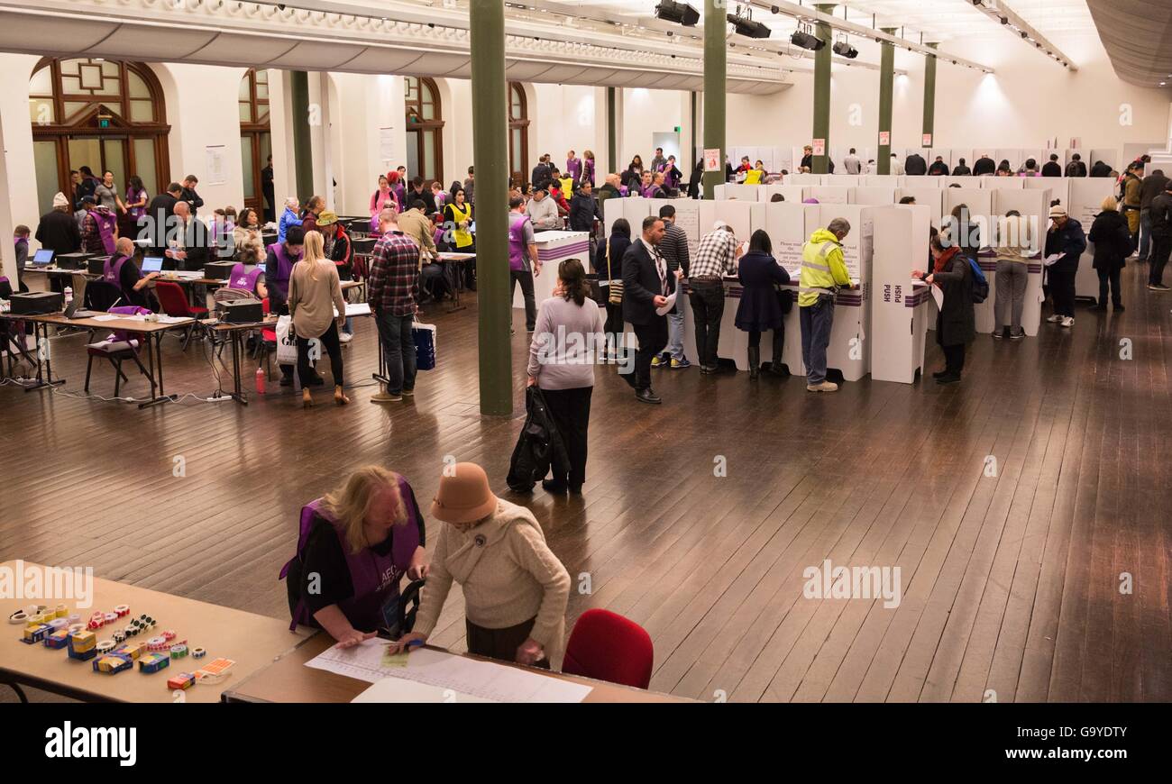 Sydney. 2nd July, 2016. Voters fill in their ballots at a polling ...