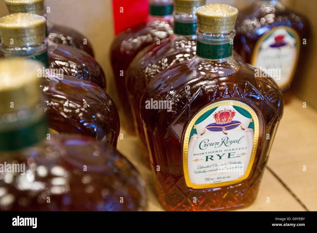 Jim murray whiskey hi-res stock photography and images - Alamy