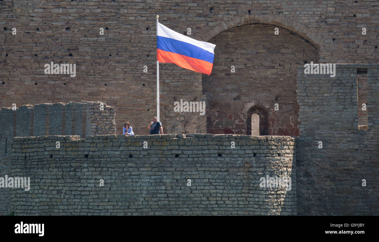 Ivangorod fortress on border hi-res stock photography and images - Alamy