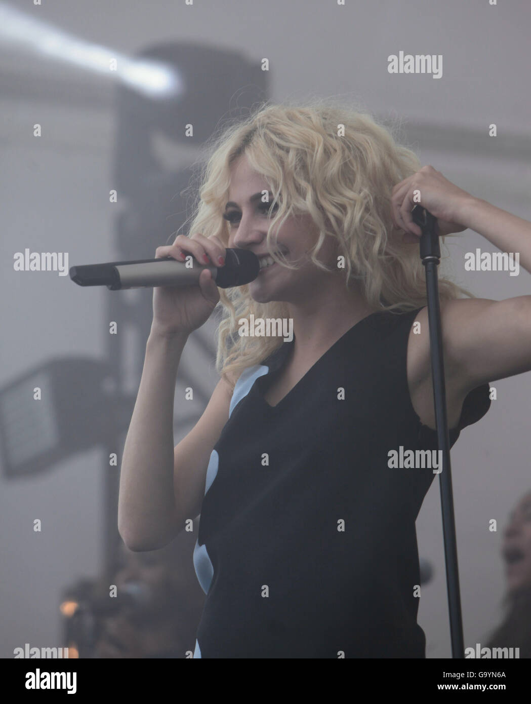 Louise went hi-res stock photography and images - Alamy