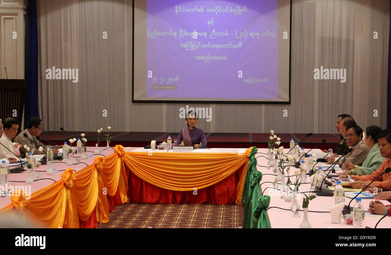 Nay Pyi Taw, Myanmar. 5th July, 2016. Myanmar State Counselor Aung San ...