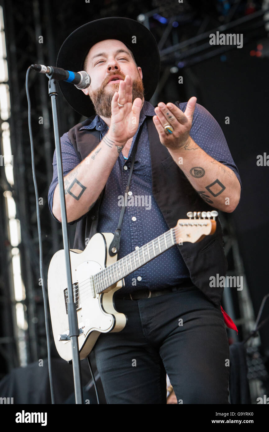 Nathaniel rateliff hi-res stock photography and images - Alamy