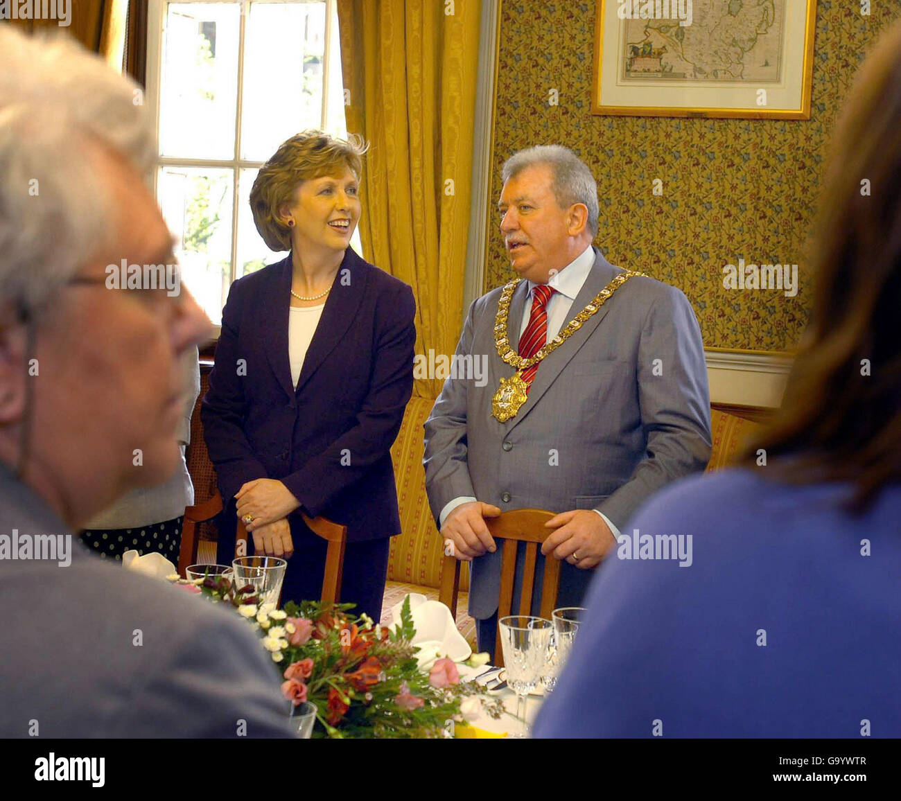 The Lord Mayor of Belfast, Councillor Pat McCarthy (right) meets Irish ...