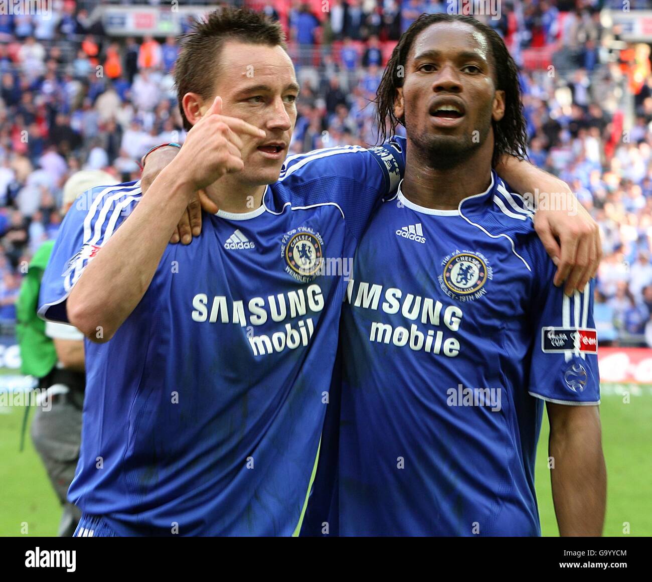 John terry and didier drogba chelsea hi-res stock photography and ...