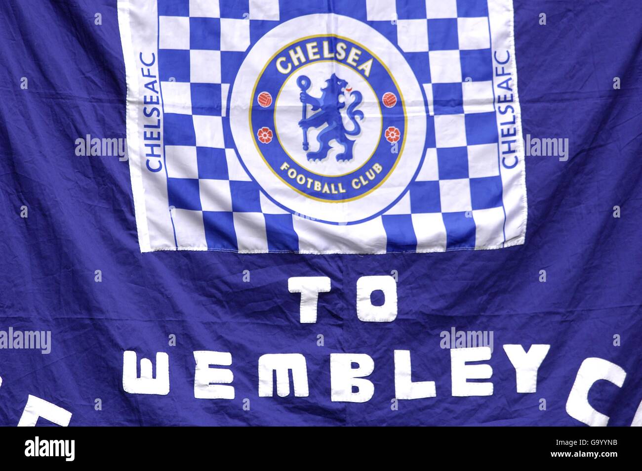 Chelsea manchester united badge hi-res stock photography and images - Alamy