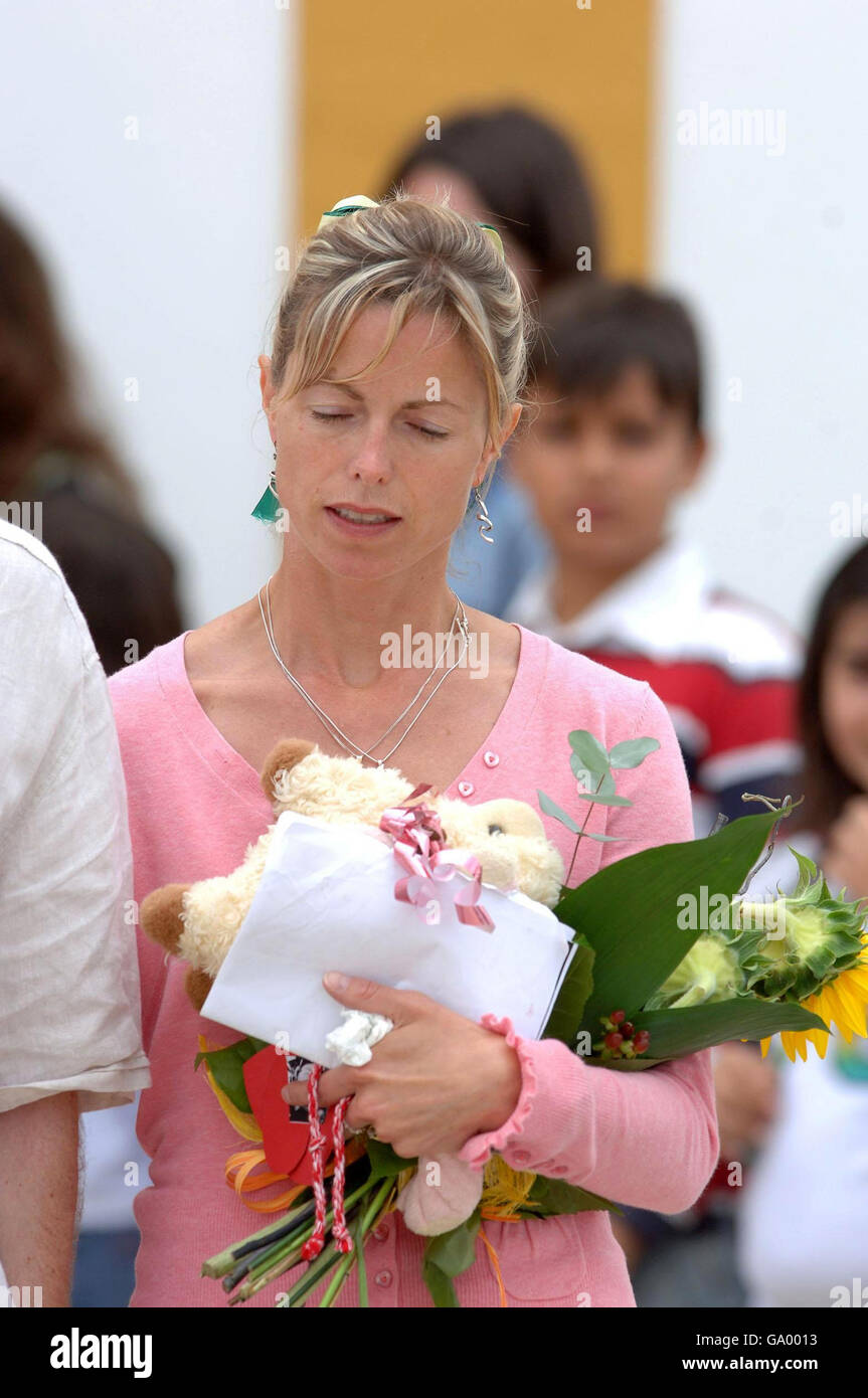 Girl missing in Algarve Stock Photo - Alamy