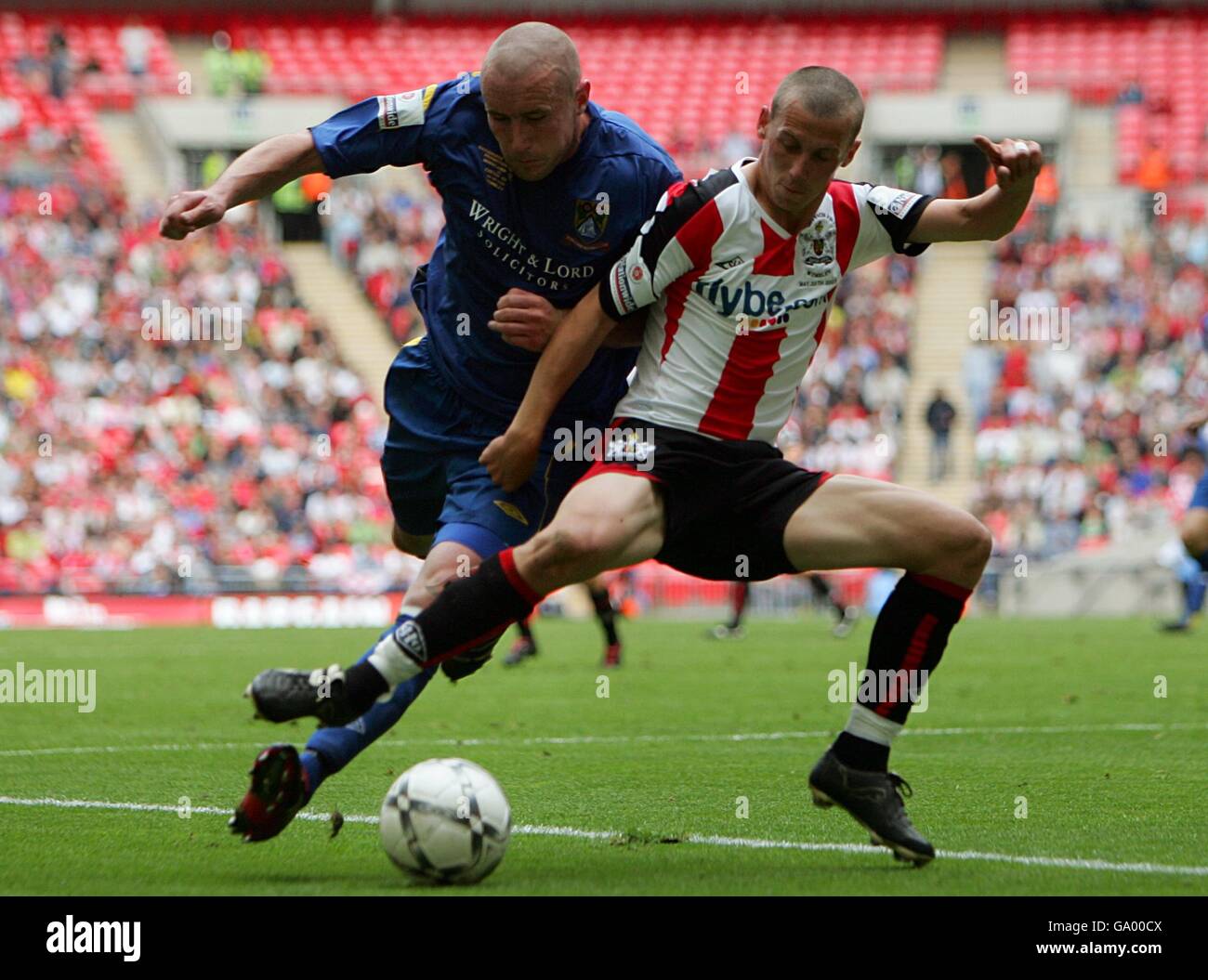 Adam stansfield exeter city hi-res stock photography and images - Alamy