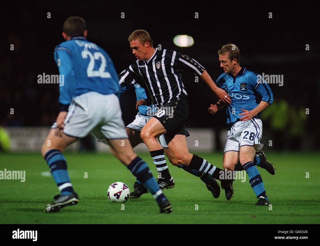 Soccer worthington cup second round notts county v manchester city hi ...
