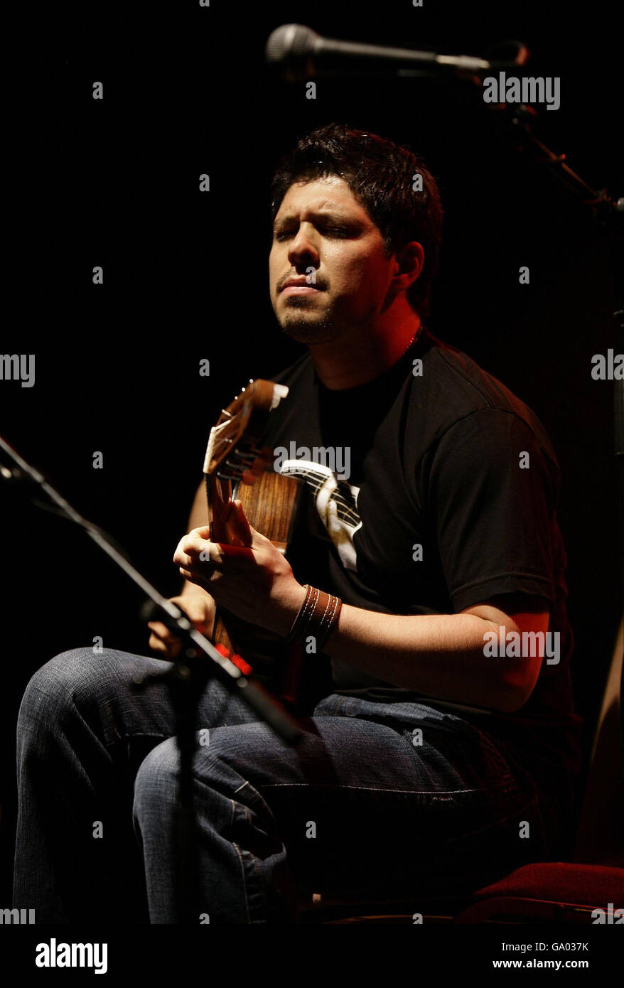 Rodrigo y gabriela in concert hi-res stock photography and images - Alamy