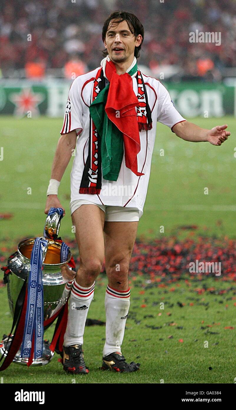 Filippo inzaghi ac milan celebrates hi-res stock photography and images ...