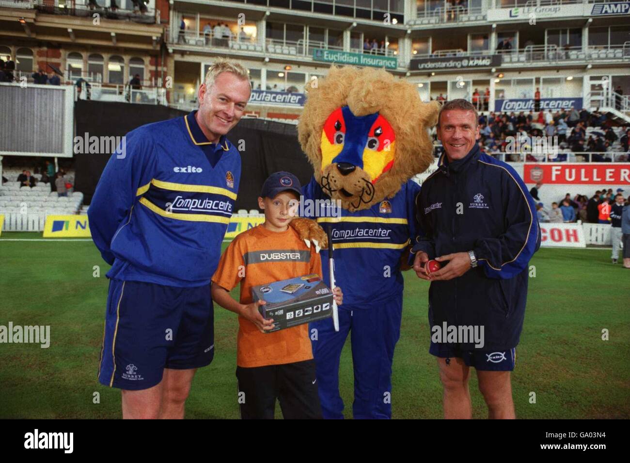 Jason ratcliffe the club with competition winner on the pitch hi-res ...