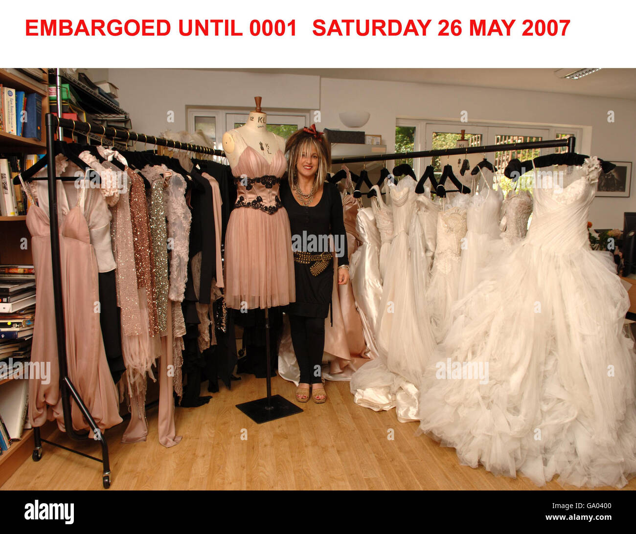 Elizabeth emanuel dress for diana london hi-res stock photography and ...