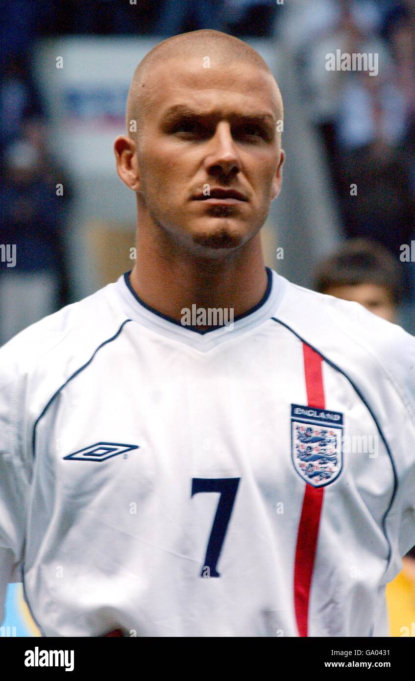 Soccer - World Cup 2002 Qualifier - Group Nine - England v Albania ...