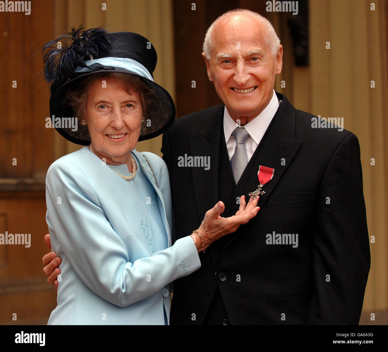 Angela mortimer hi-res stock photography and images - Alamy