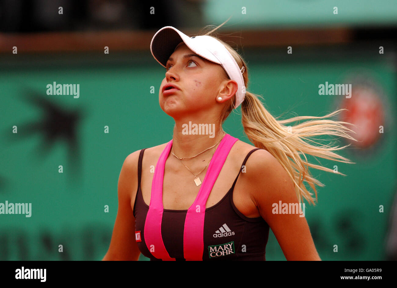 Justine henin roland garros 2007 hi-res stock photography and images ...