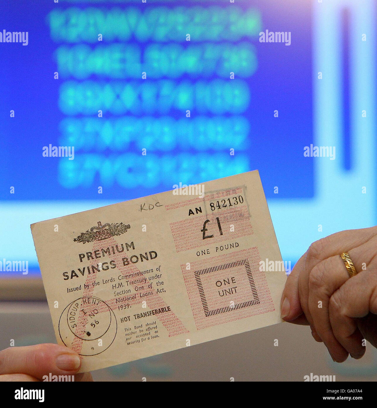 Premium bonds draw hi-res stock photography and images - Alamy