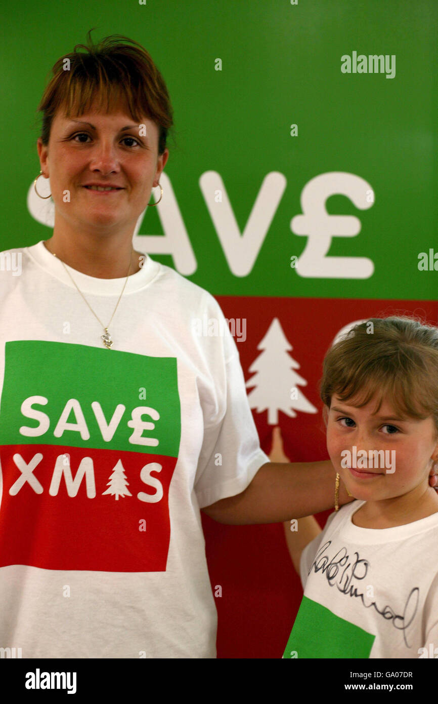 Shirt campaign save hi-res stock photography and images - Alamy