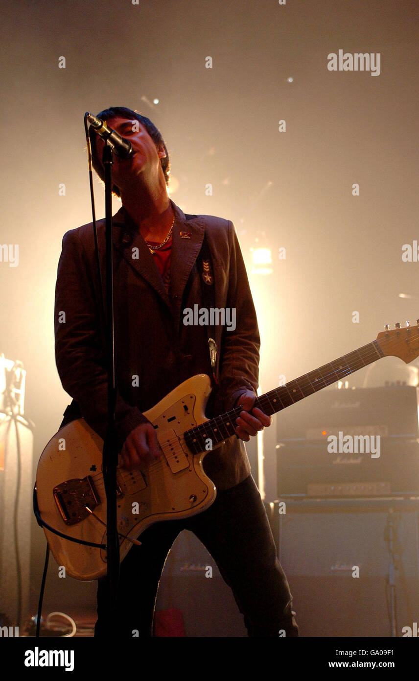 Modest Mouse Band High Resolution Stock Photography and Images - Alamy