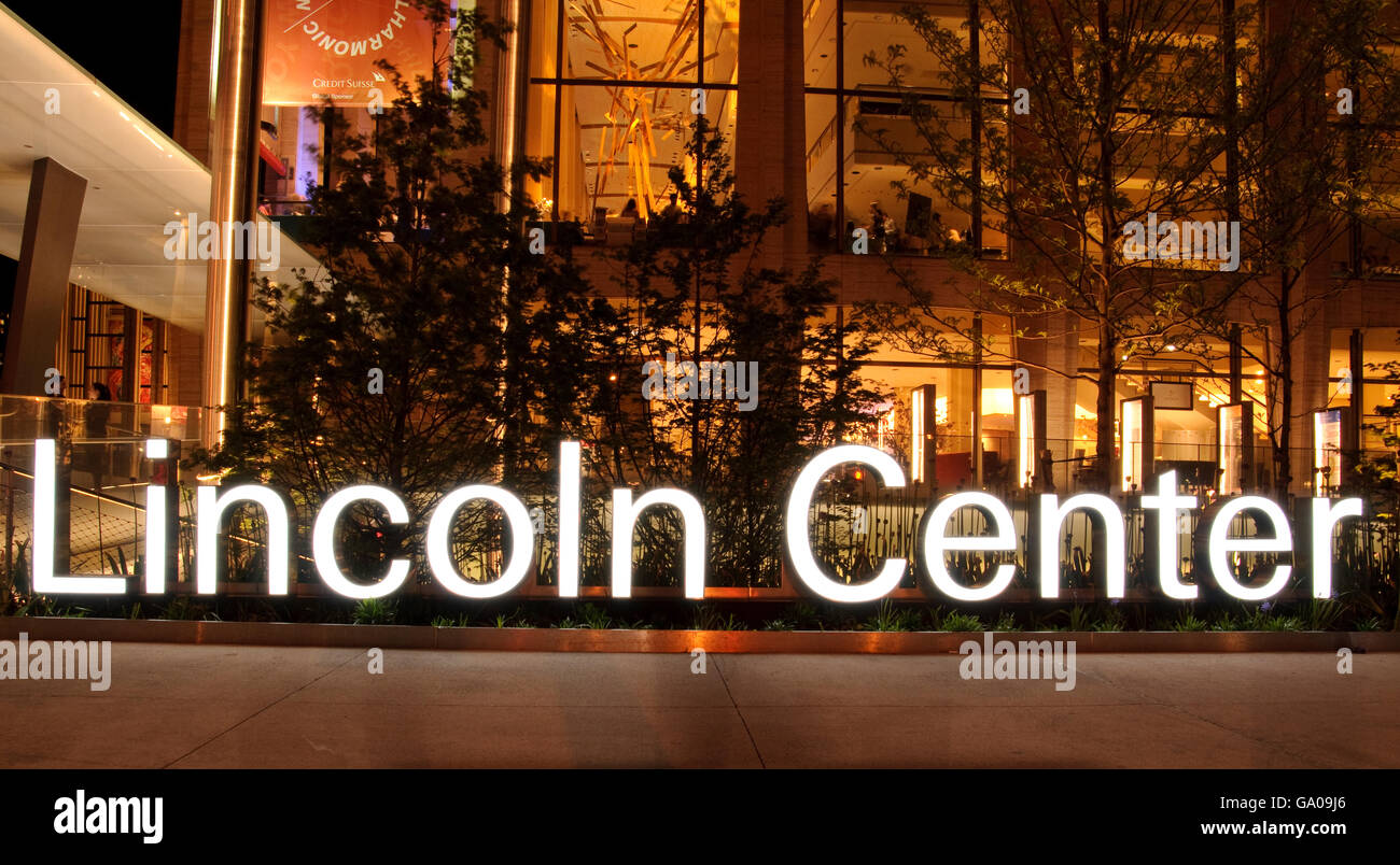 Lincoln Center For The Performing Arts Stock Photos & Lincoln Center ...
