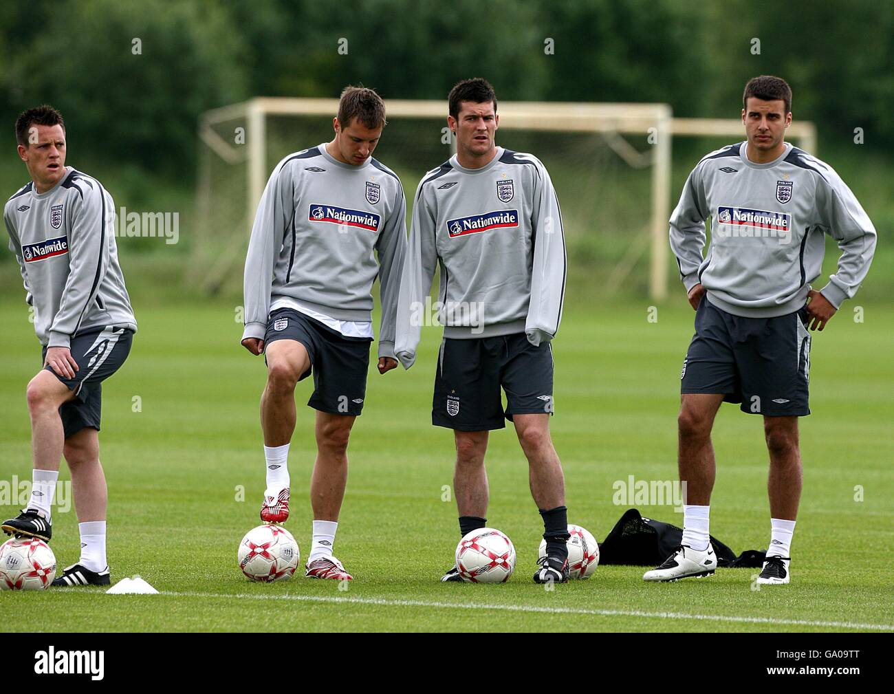 David nugent steven taylor training hi-res stock photography and images ...