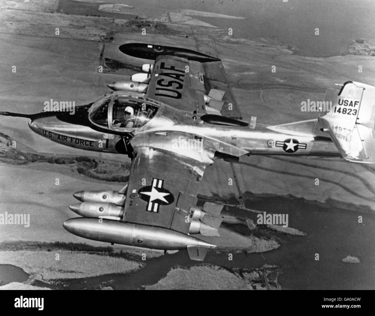 Lockheed aircraft factory Black and White Stock Photos & Images - Alamy