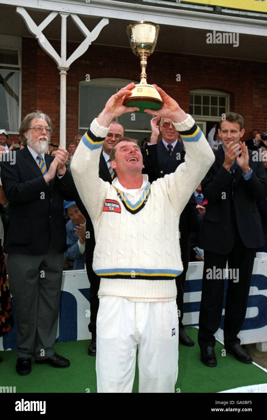 Yorkshires celebrate win trophy in cricinfo county championships hi-res ...
