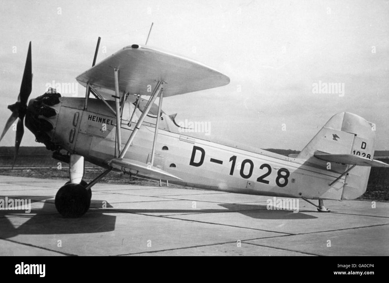 Image from the Ray Wagner Collection, showing the F4U Corsair ...
