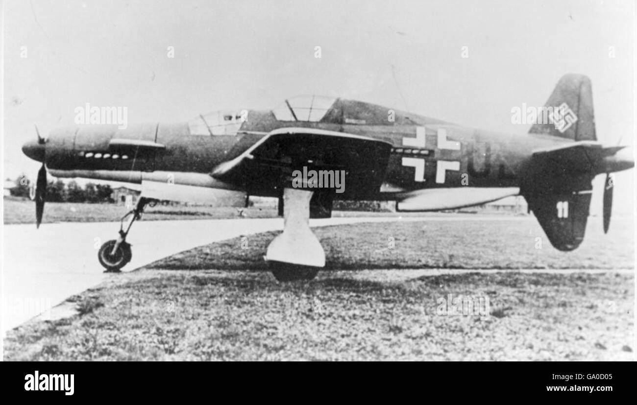 This image from the Ray Wagner Collection depicts a P-47 Thunderbolt in ...