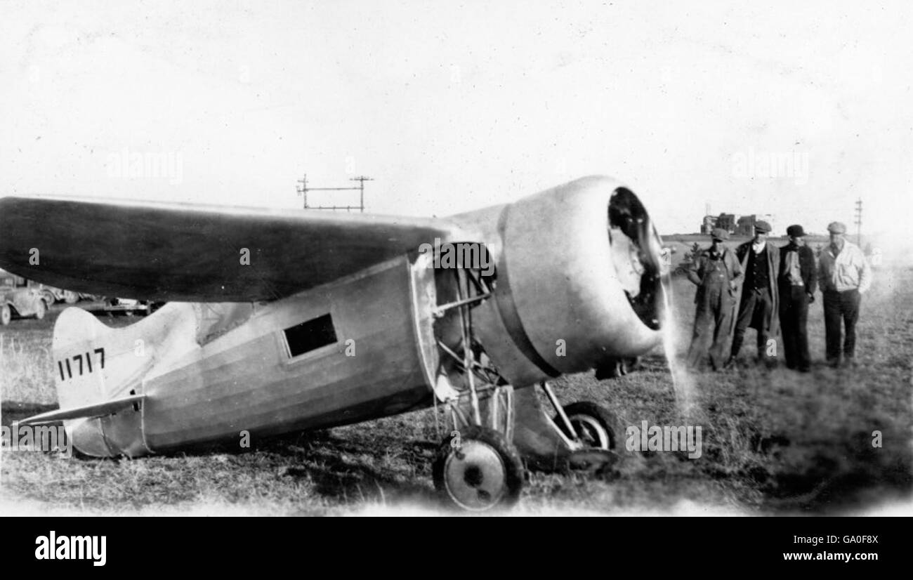 Photograph from the Robert Reedy Collection, showing the assembly of a ...