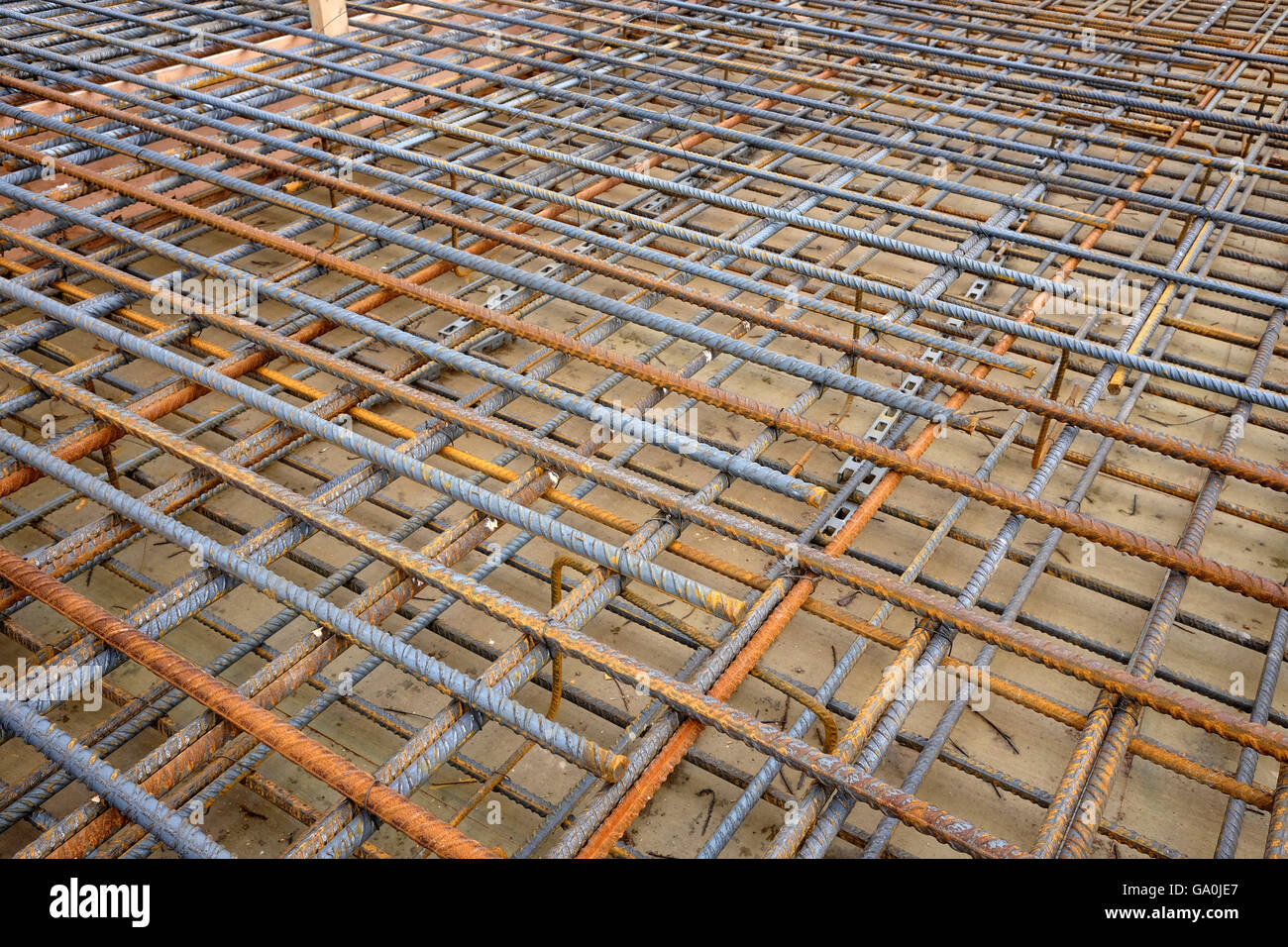 Steel rebar reinforcing concrete hi-res stock photography and images ...