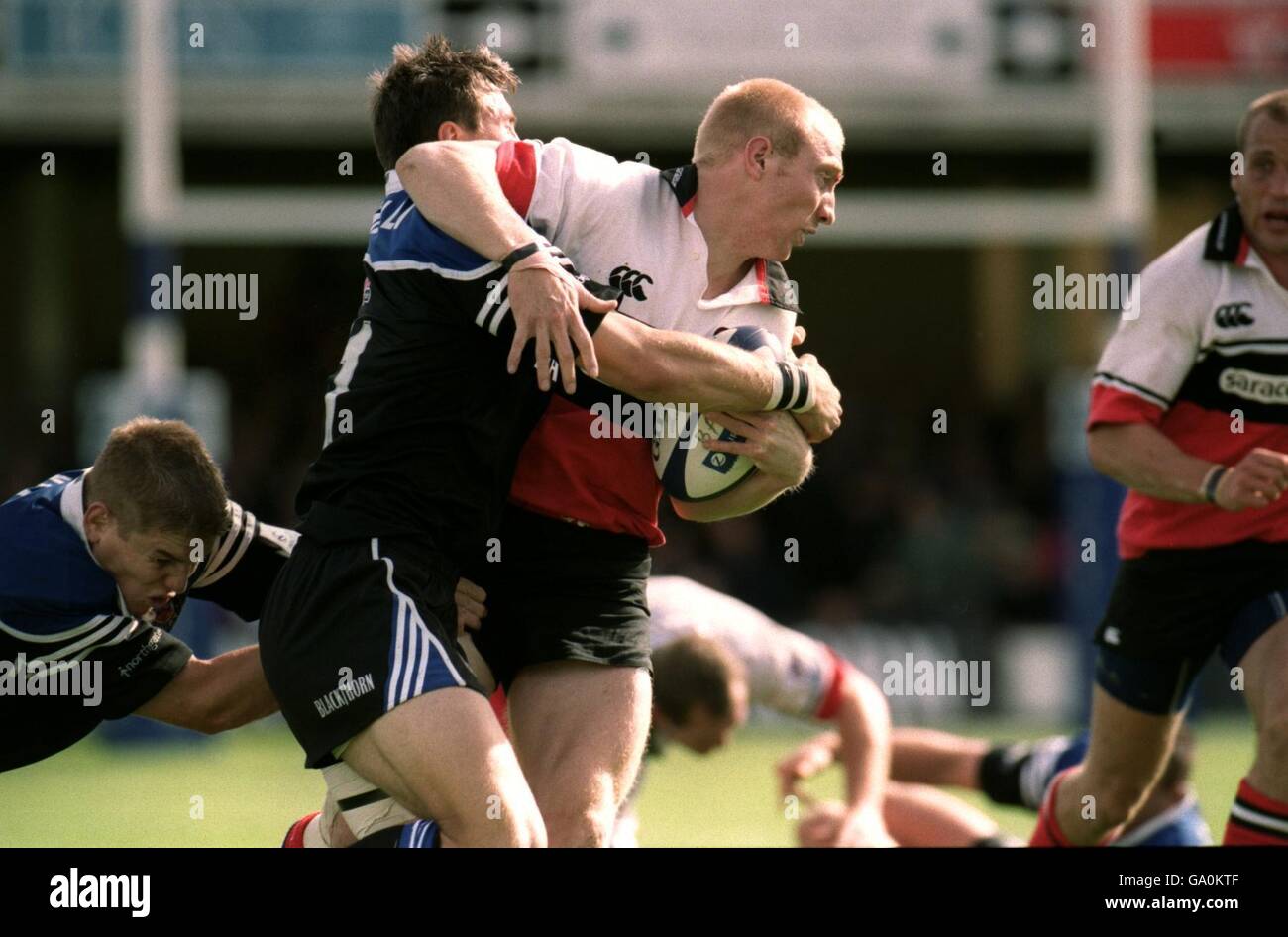 Sport rugby union action tom shanklin hi-res stock photography and ...