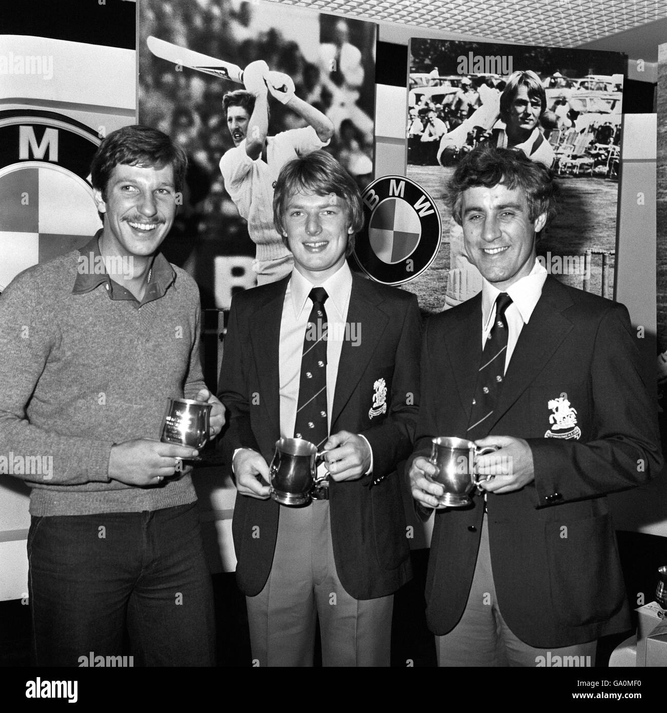 Cricket england 25 Black and White Stock Photos & Images - Alamy