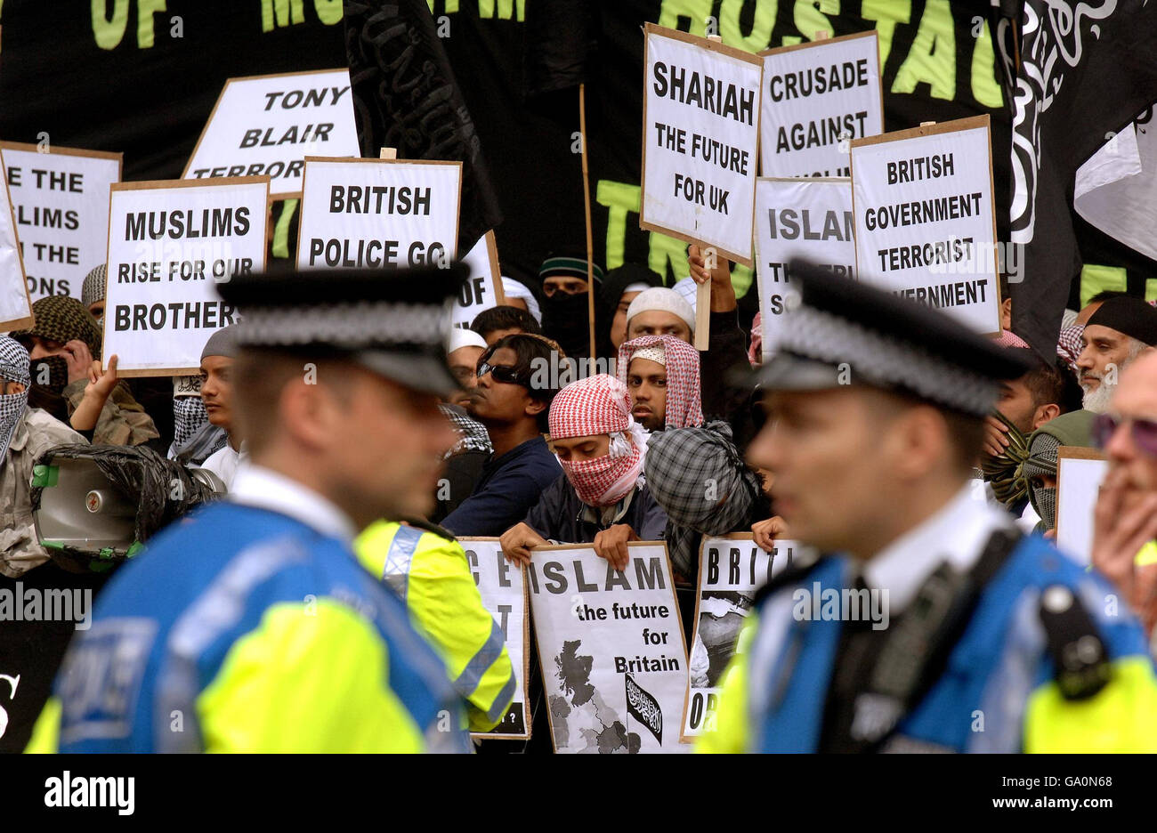 Muslims demonstrate outside Downing Street Stock Photo - Alamy