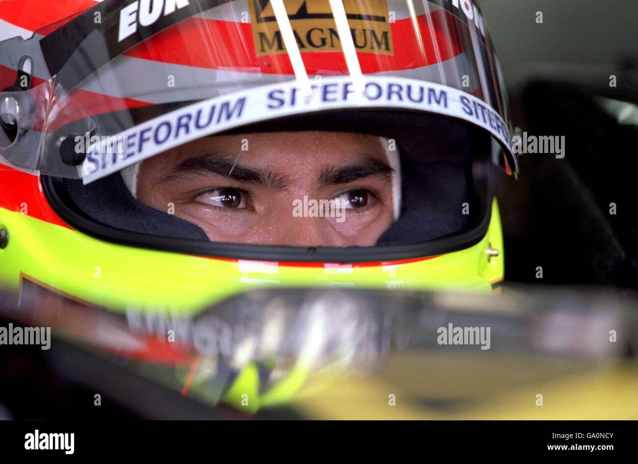 Formula one motor racing japanese grand prix practice hi-res stock ...