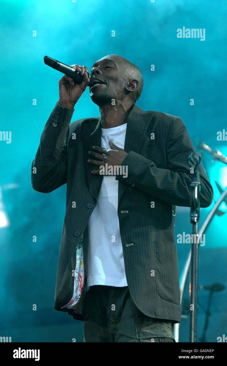 Maxi Jazz sings during the set by Faithless on the Main Stage at the O2 ...