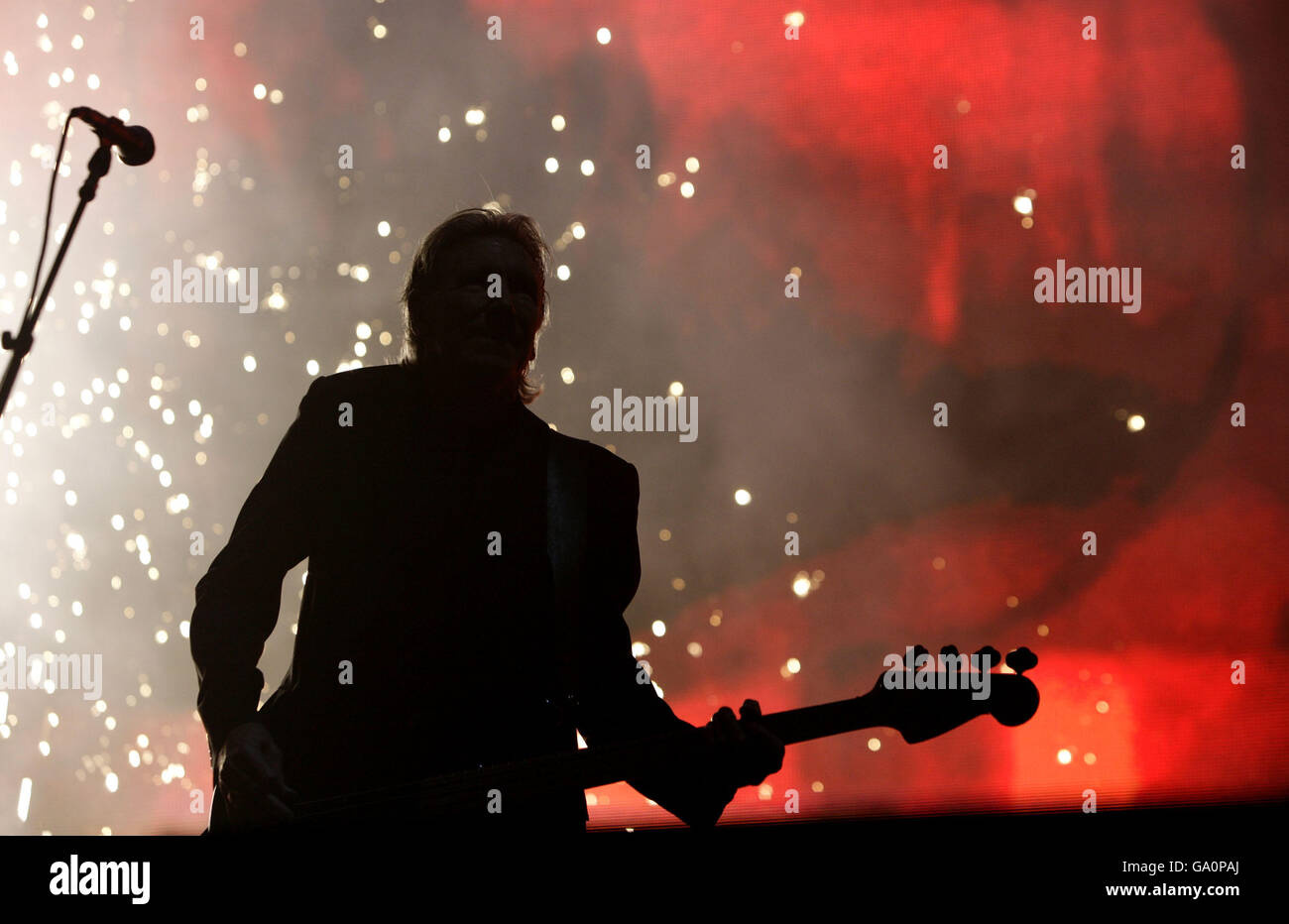 Roger Waters in concert - London Stock Photo - Alamy