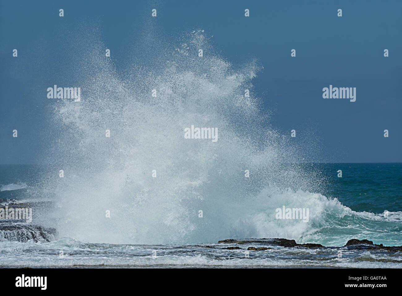 Water splash at the beach Stock Photo - Alamy