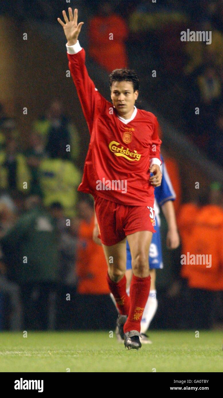Liverpools jari litmanen celebrates hi-res stock photography and images ...